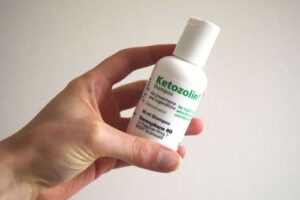 Review :: Ketozolin 2% Shampoo - Dandruff Deconstructed