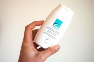 Review :: Sebclair Shampoo - Dandruff Deconstructed